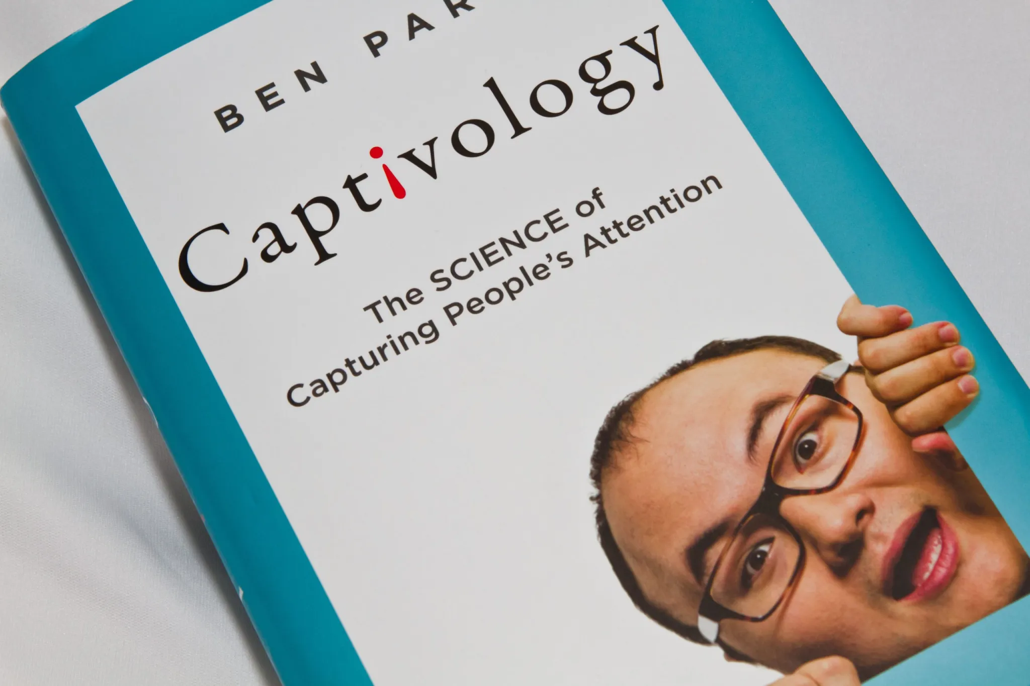 How to Capture People’s Attention in 2025
